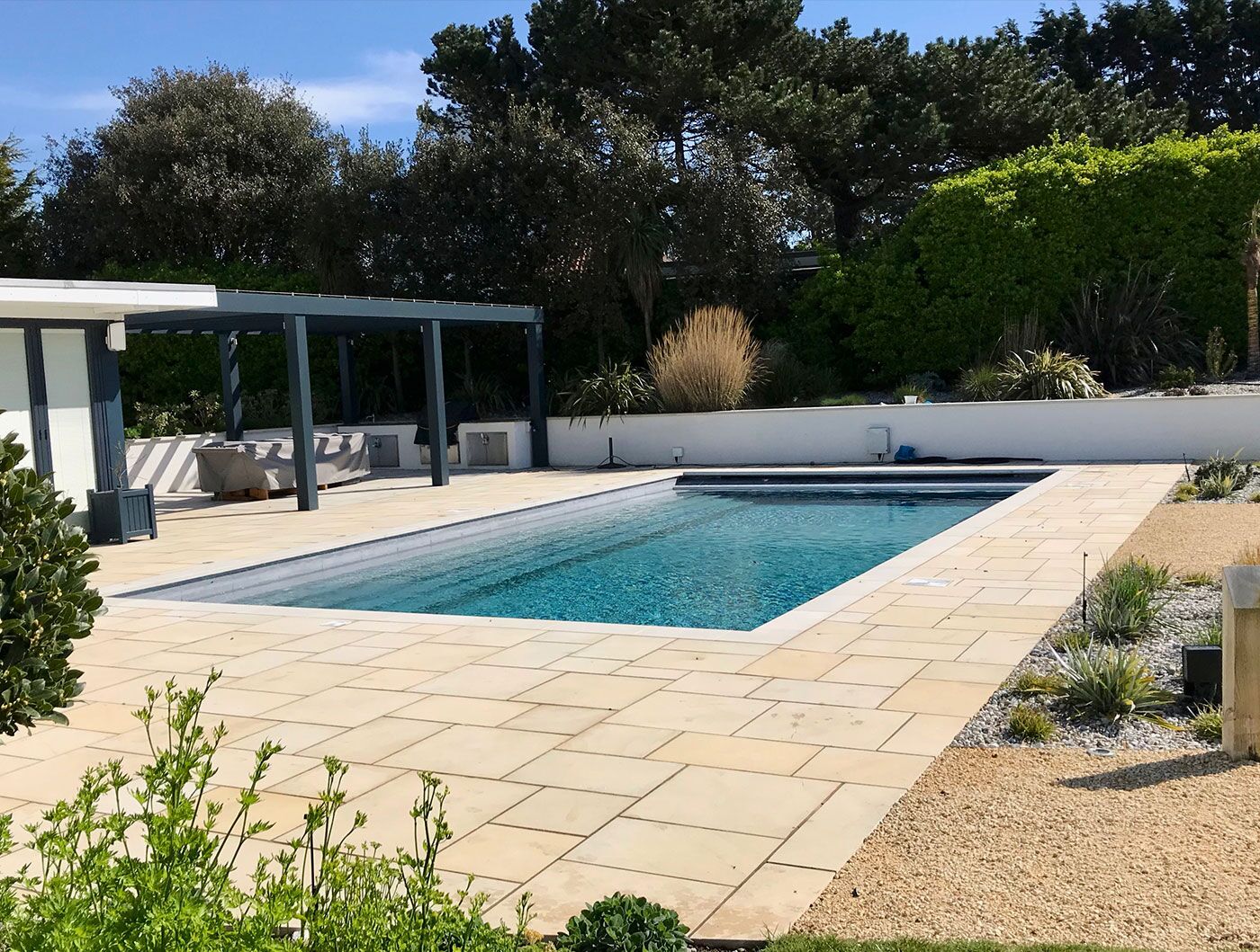 Garden Design London | Immaculate Quality Design | Oakleigh Manor