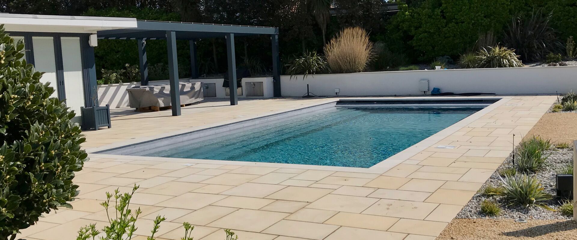 Oakleigh Manor Portfolio - Oakleigh Manor