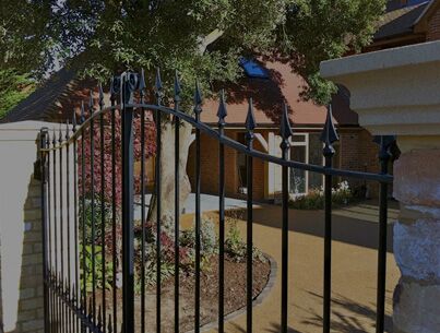 Automated & Electric Gates Kent, Essex & Surrey | Oakleigh Manor